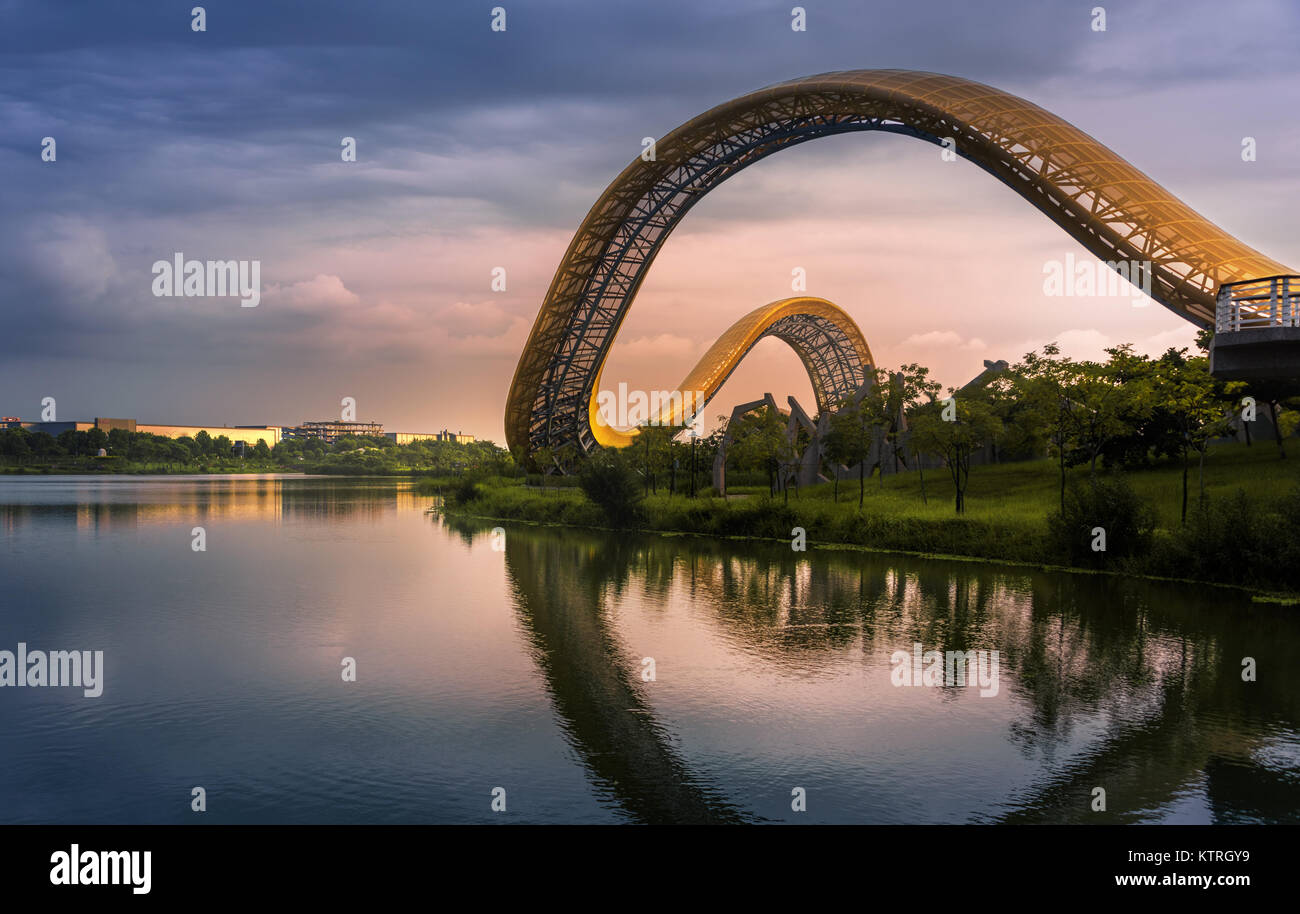 Gordon dragon beside the lake Stock Photo - Alamy