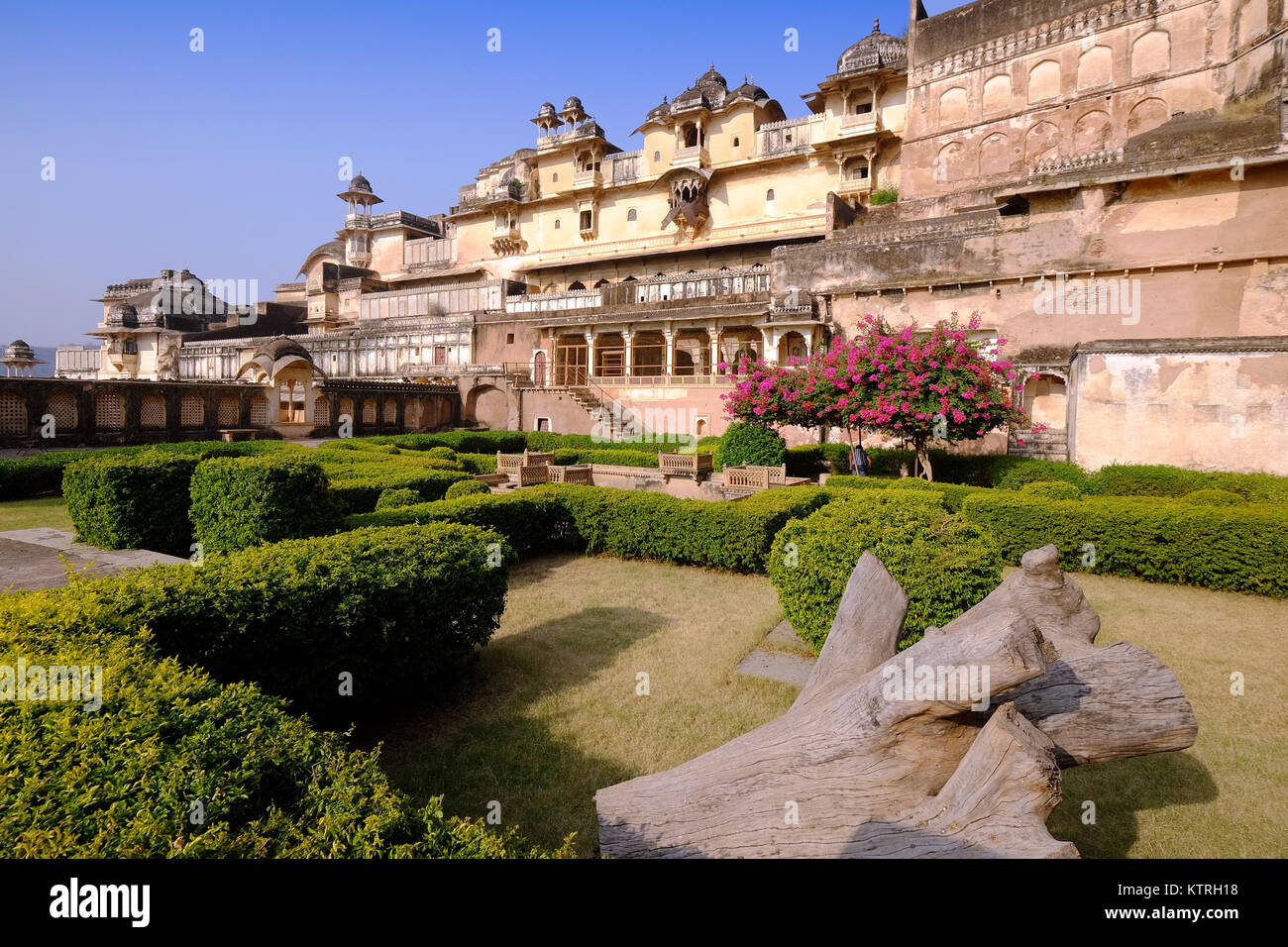 The formal gardens of the Chitrashala (picture gallery) of Bundi Palace ...
