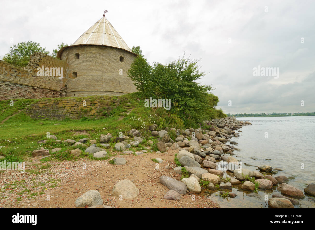 The ancient fortress with high towers standing on the island Stock ...