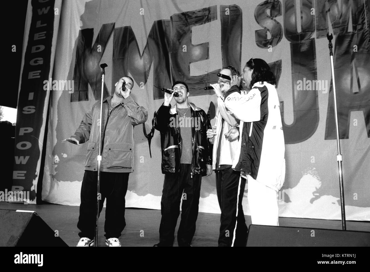 Color me badd hi-res stock photography and images - Alamy