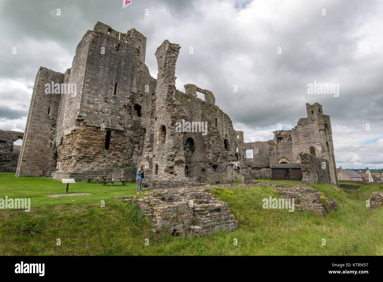 Ruins of Middleham Castle, Home of Richard the III, Wensleydale, in the ...