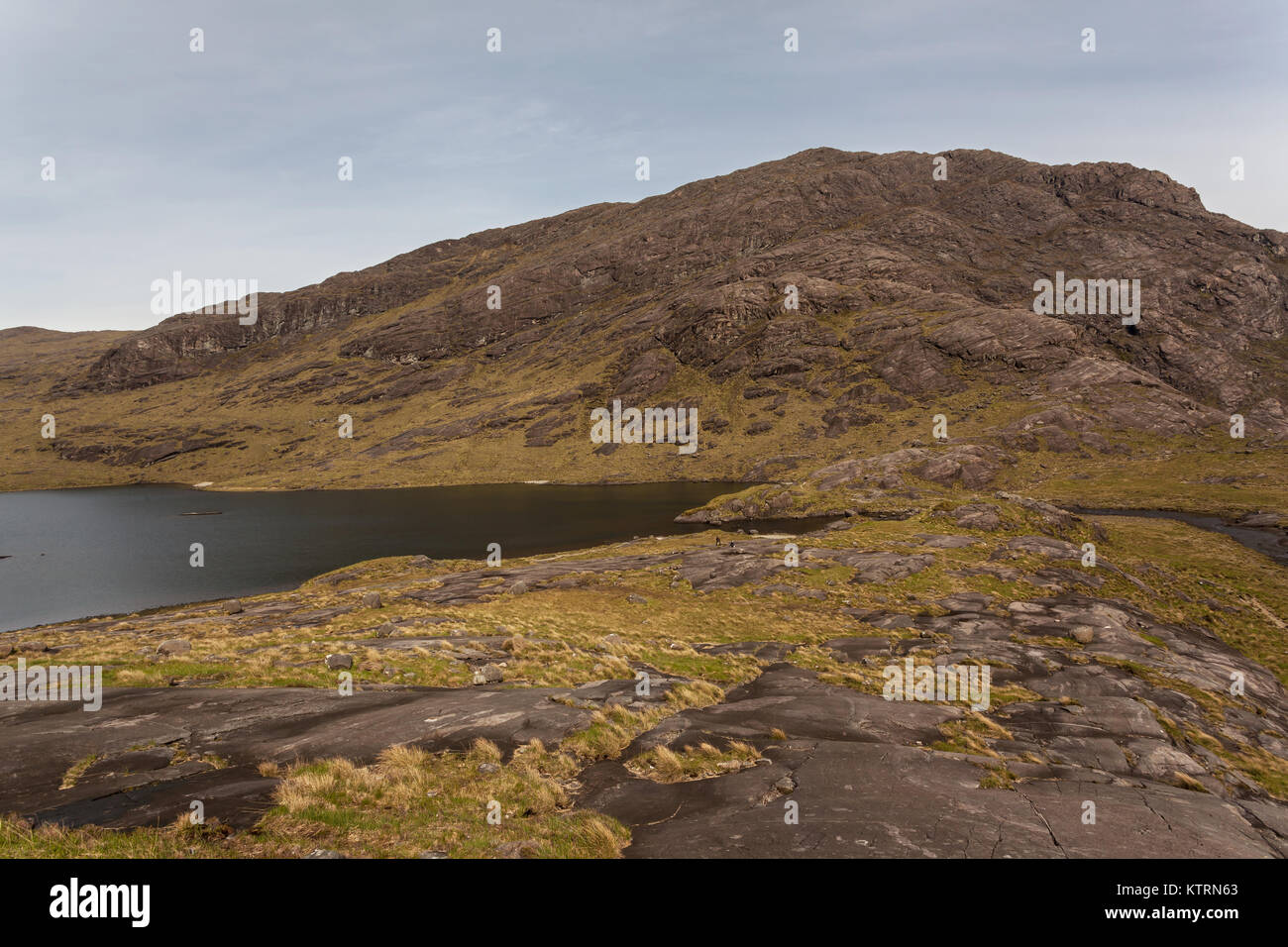 Loch na Cuilce - Cuilin Hills Stock Photo - Alamy