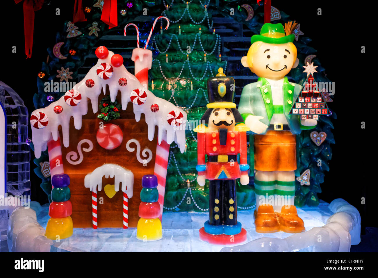 Ice sculptures at the ICE! Christmas Around the World event, Gaylord ...
