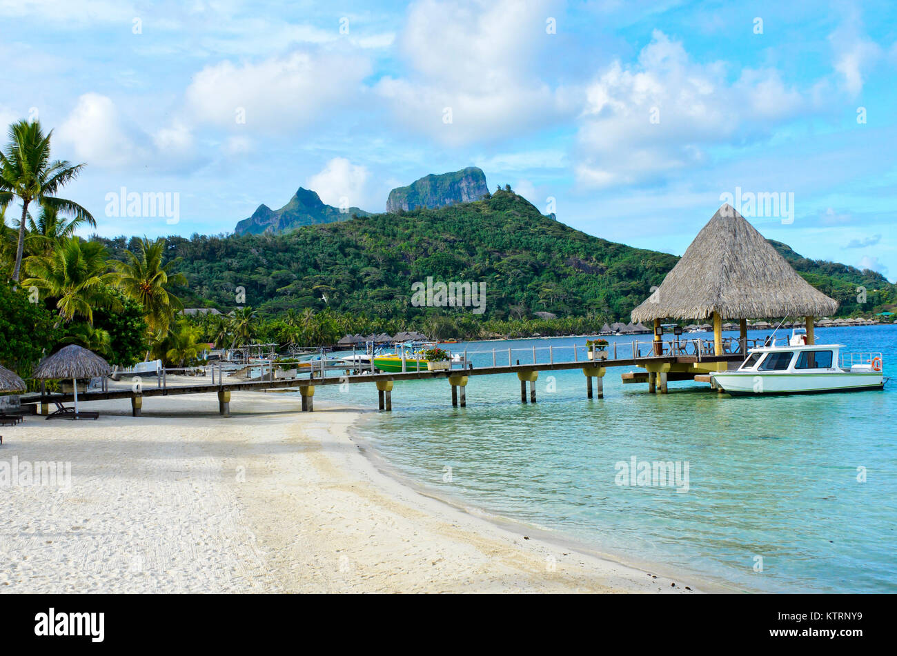InterContinental Bora Bora Le Moana Resort, Bora Bora, French Polynesia ...