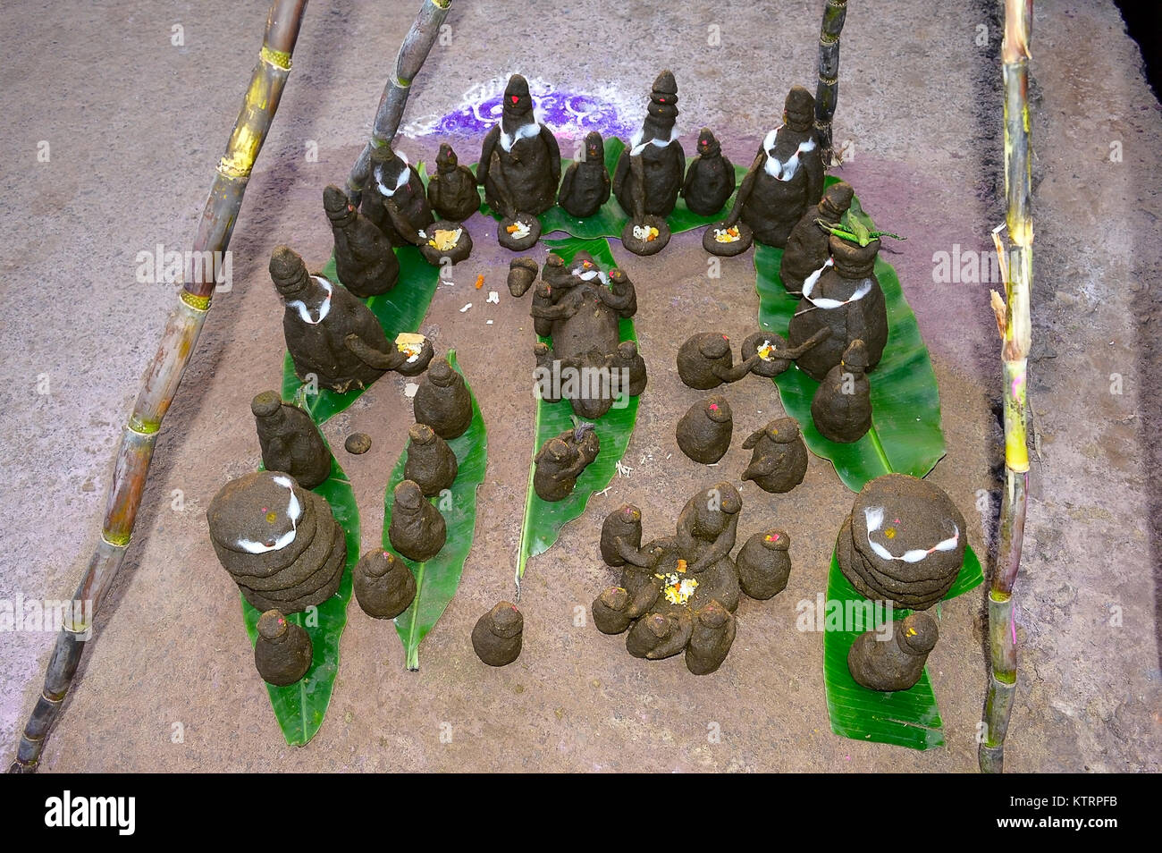 Maharashtrian tradition of making sculptures of 'Baliraja' during ...