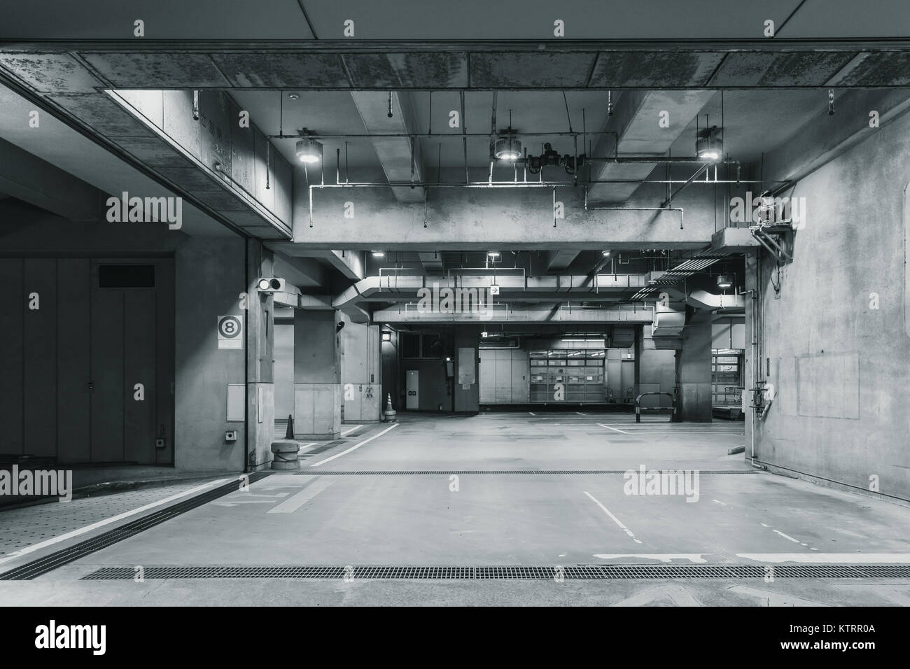 The space hall hi-res stock photography and images - Alamy