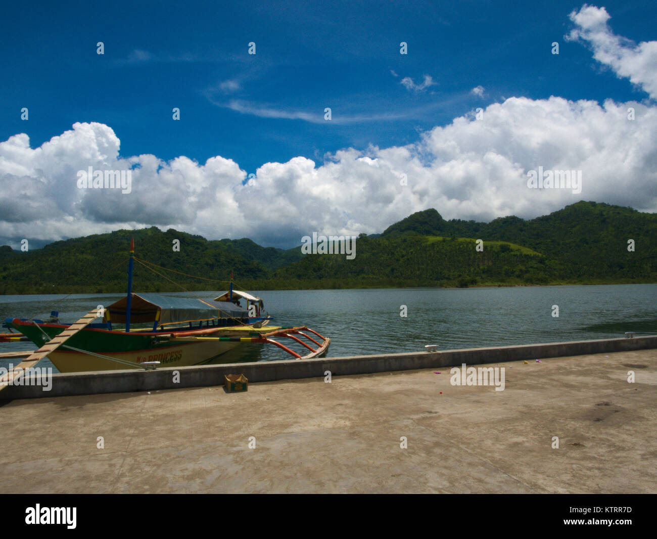 Luzon island philippines port hi-res stock photography and images - Alamy