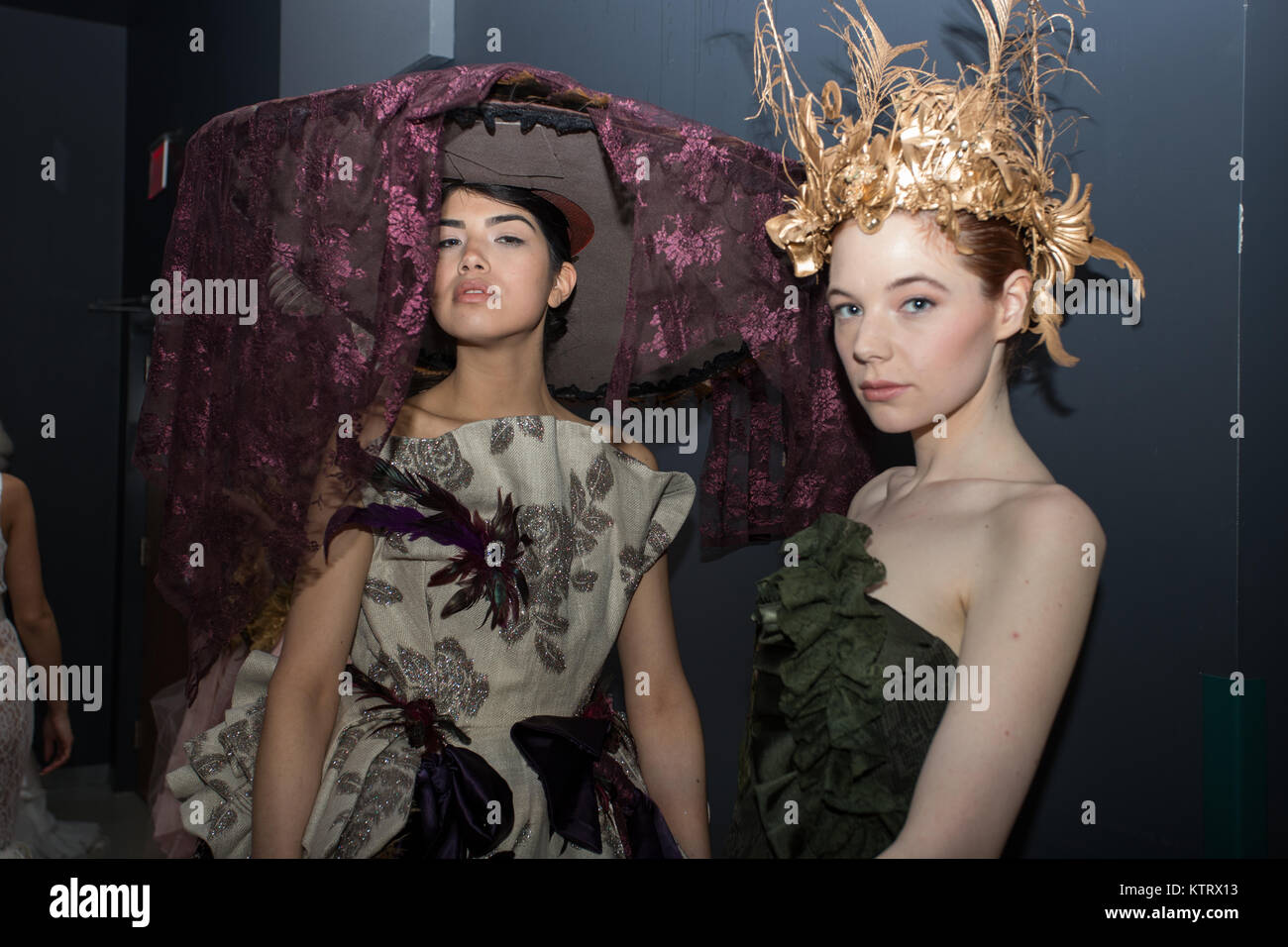 TORONTO, CANADA - APRIL 22, 2015: MODELS AT FASHION ART TORONTO Stock ...