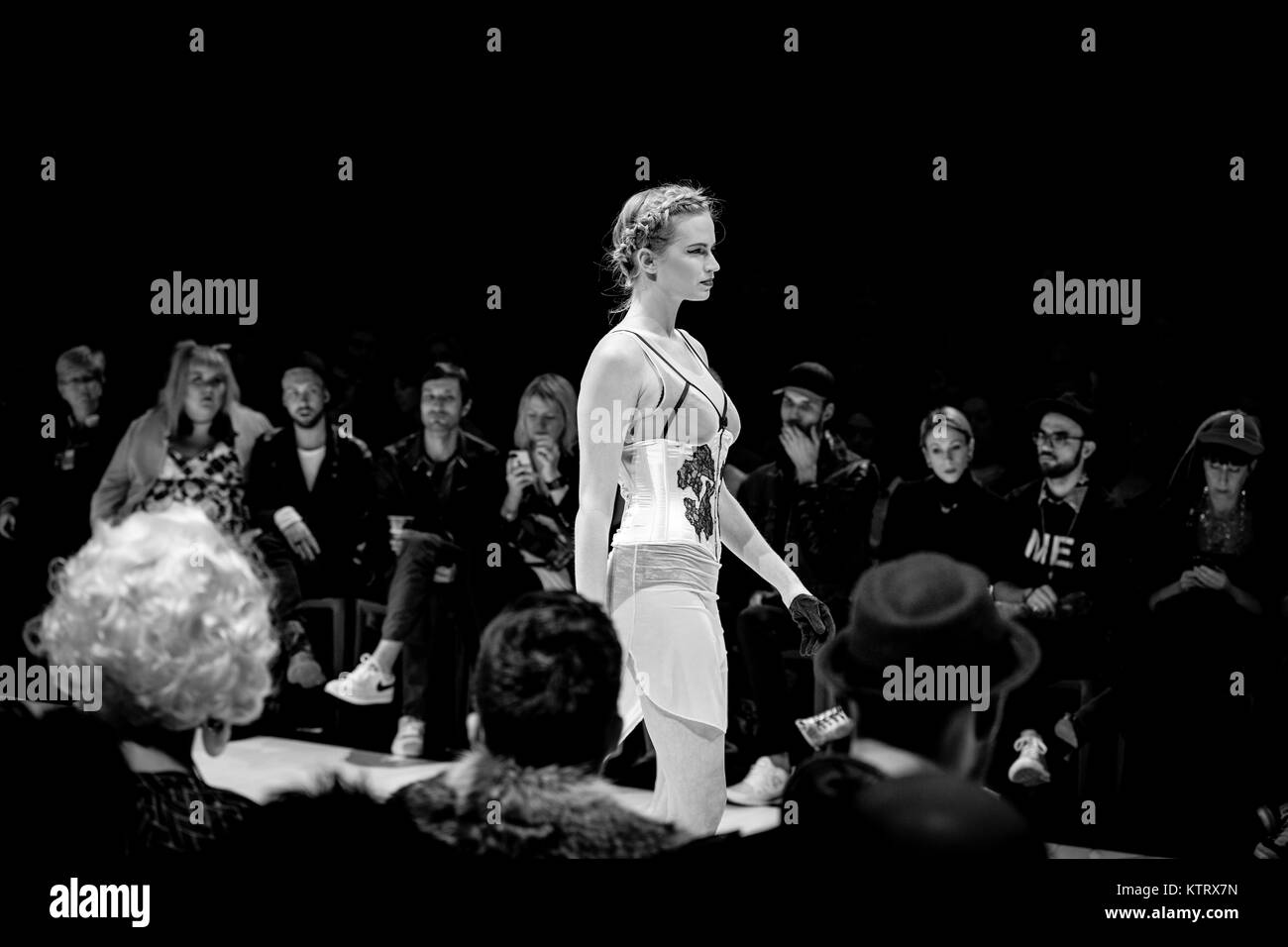 Beautiful toronto women hi-res stock photography and images - Alamy