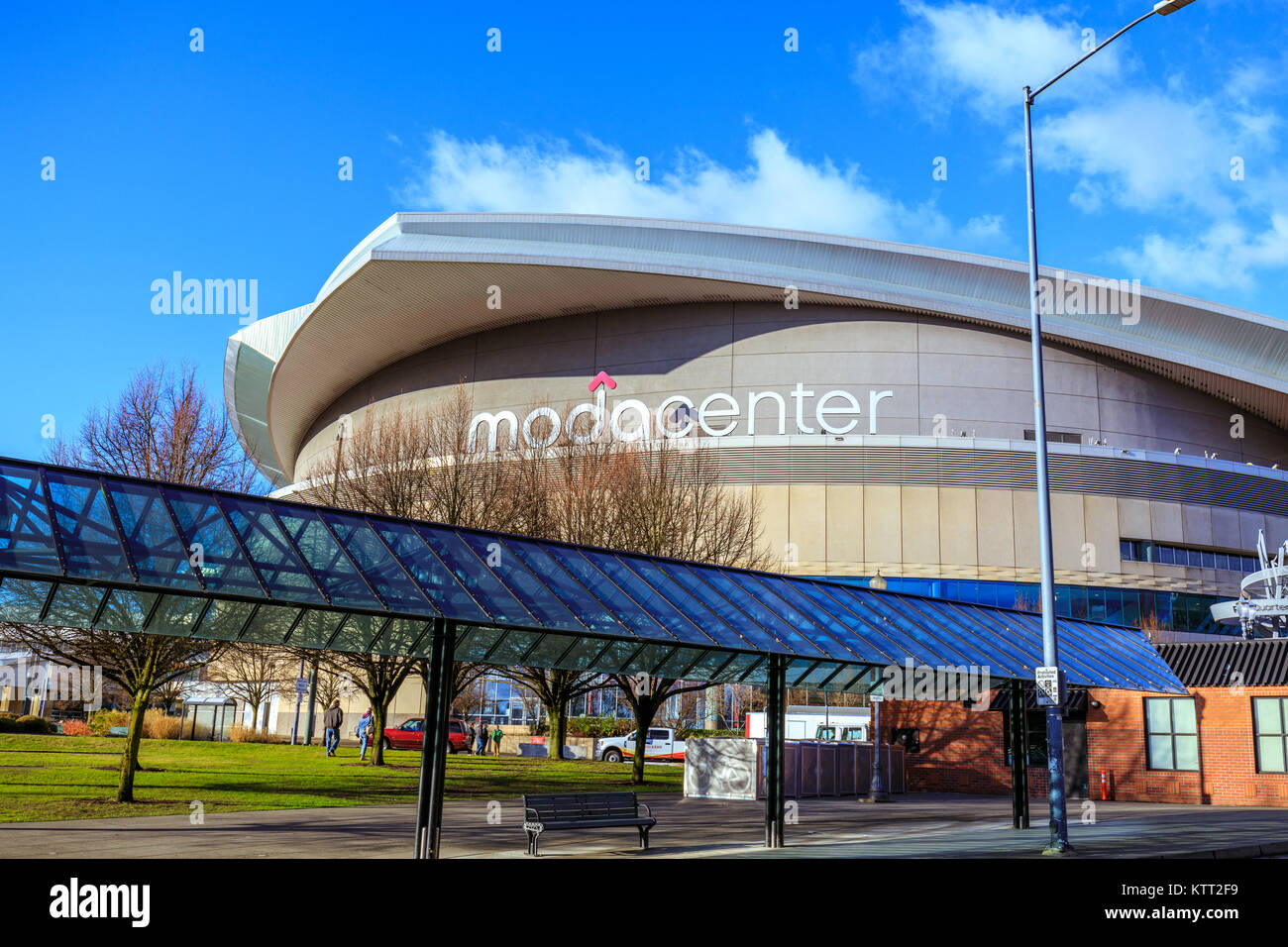 Moda center portland hi-res stock photography and images - Alamy