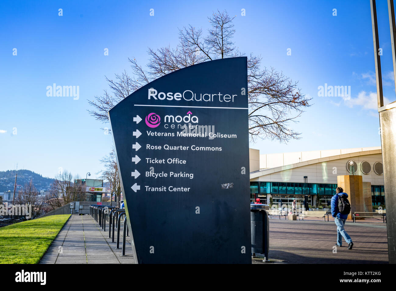 Moda center arena hi-res stock photography and images - Alamy