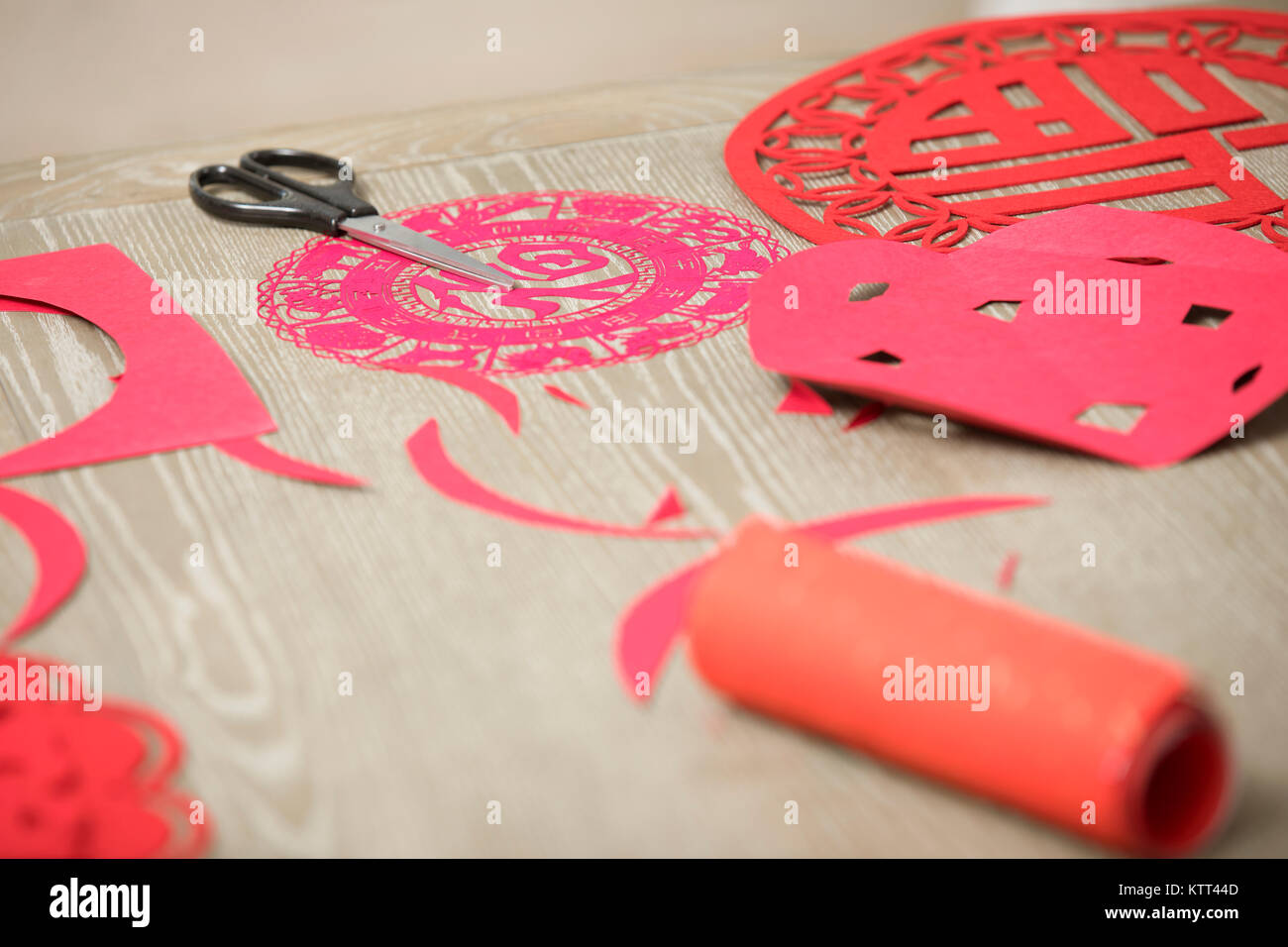 Chinese traditional paper cutting Stock Photo - Alamy