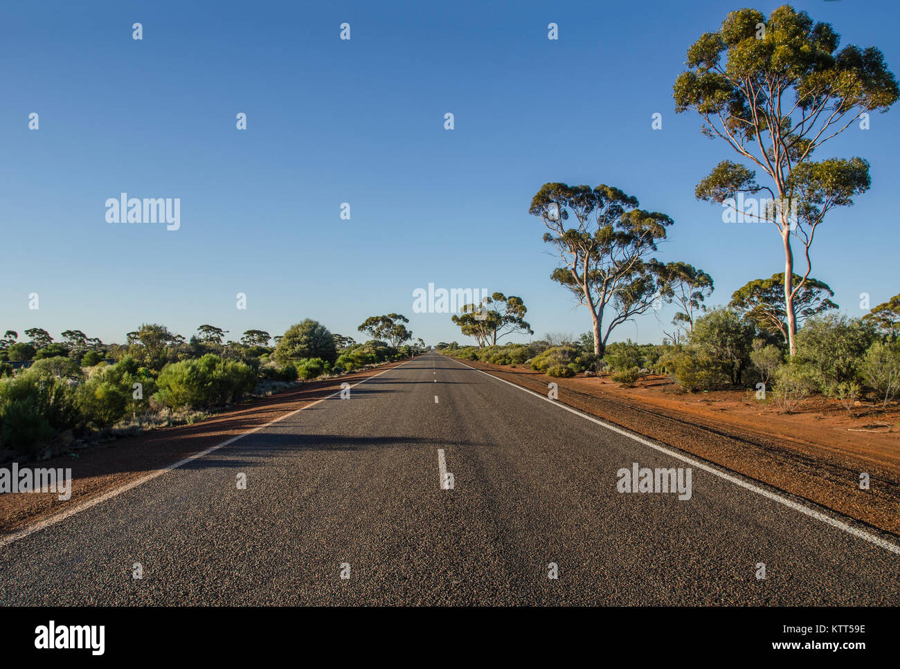 Highway through the desert, Pilbara, Western Australia, Australia Stock ...