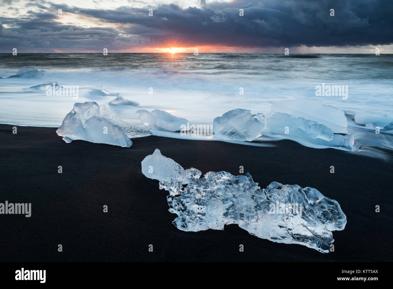 Ice at the edge of a glacial lake, Jokulsarlon, Iceland Stock Photo - Alamy