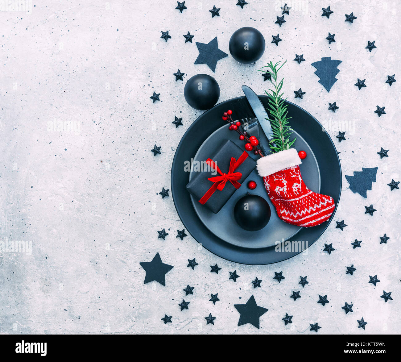 Festive Christmas place setting and decorations Stock Photo - Alamy