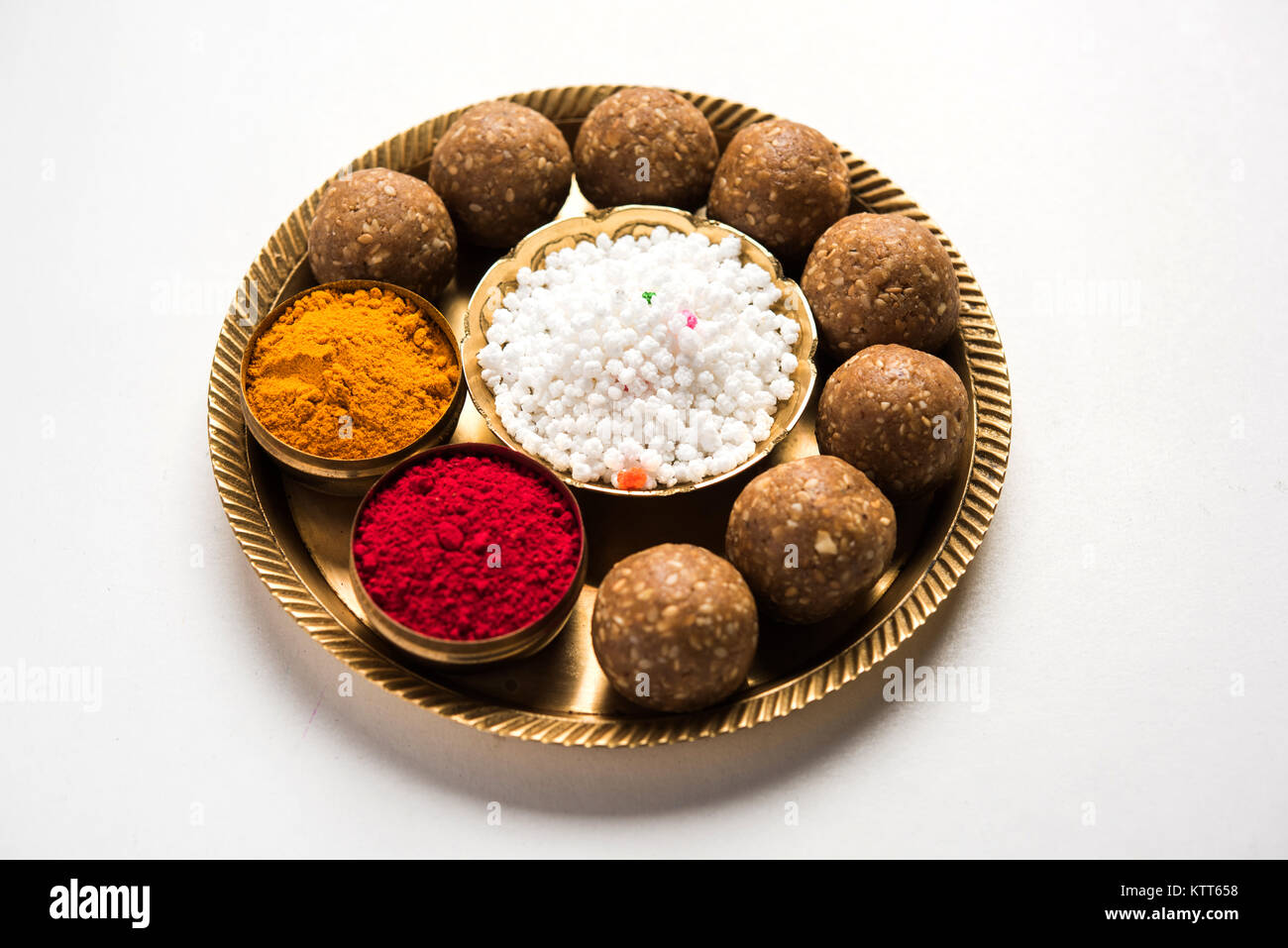 Tilgul or Til Gul with haldi Kumkum and halwa/chiranji or sugar balls ...