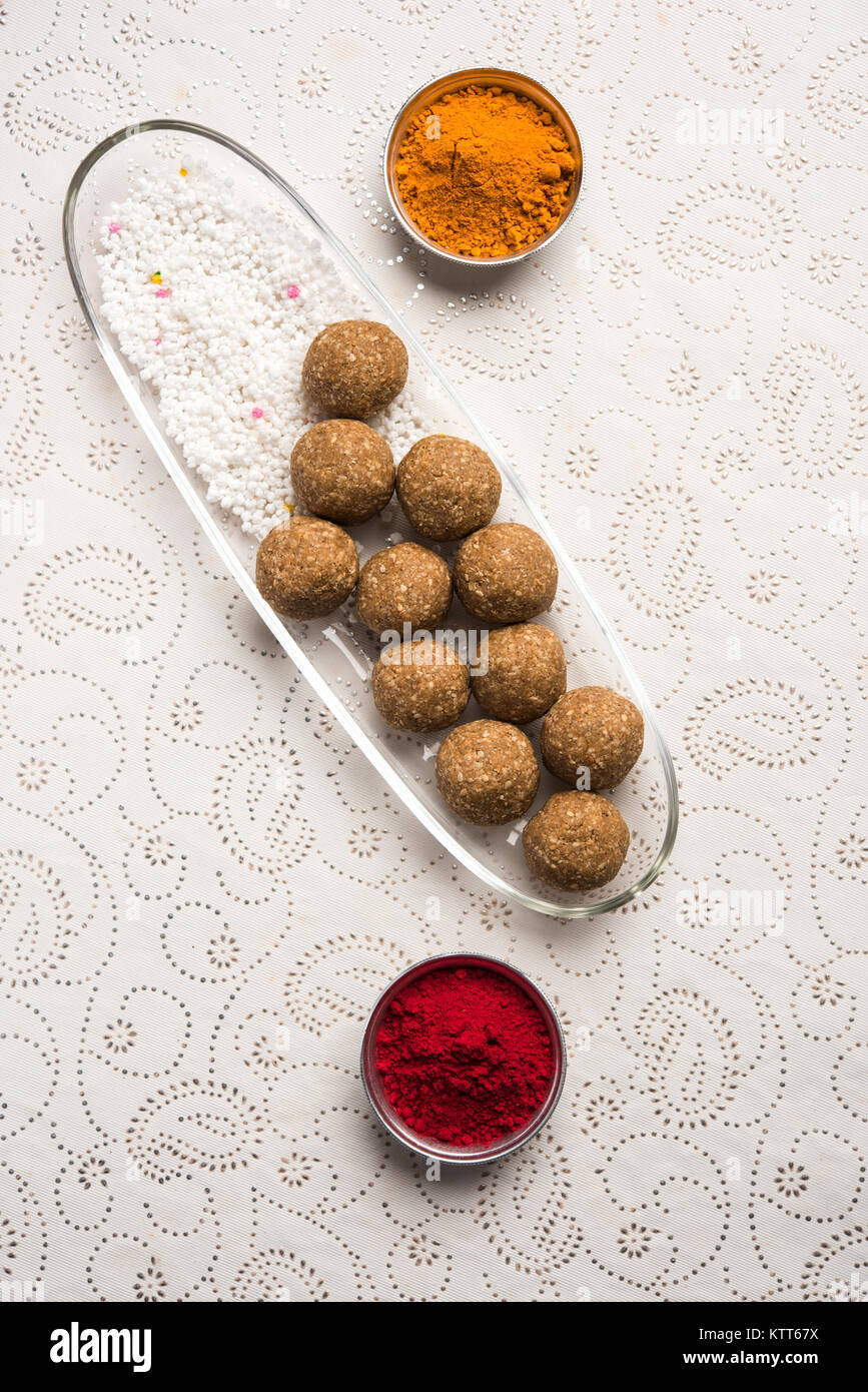 Tilgul or Til Gul with haldi Kumkum and halwa/chiranji or sugar balls ...