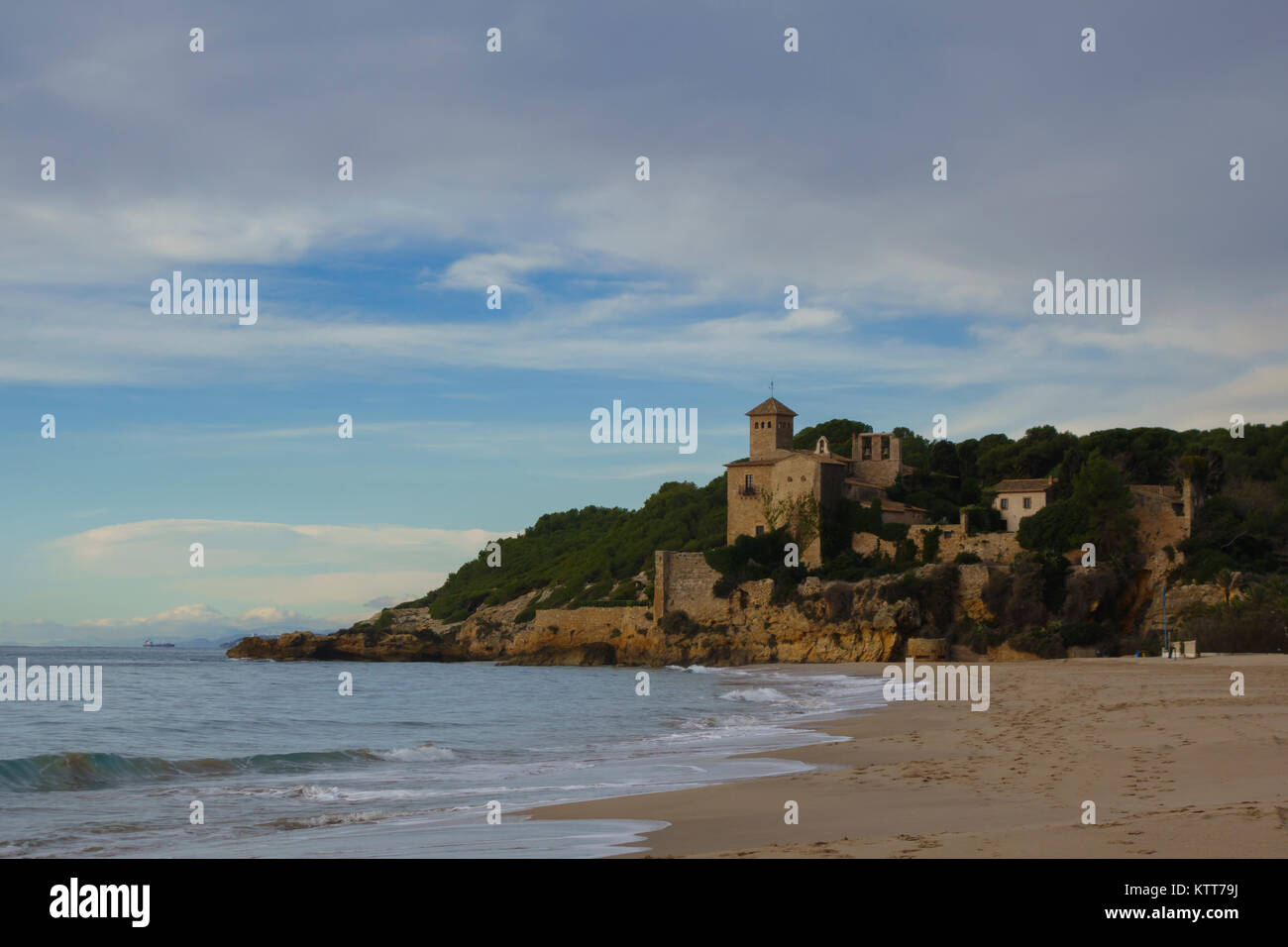 Tamarit castle hi-res stock photography and images - Alamy