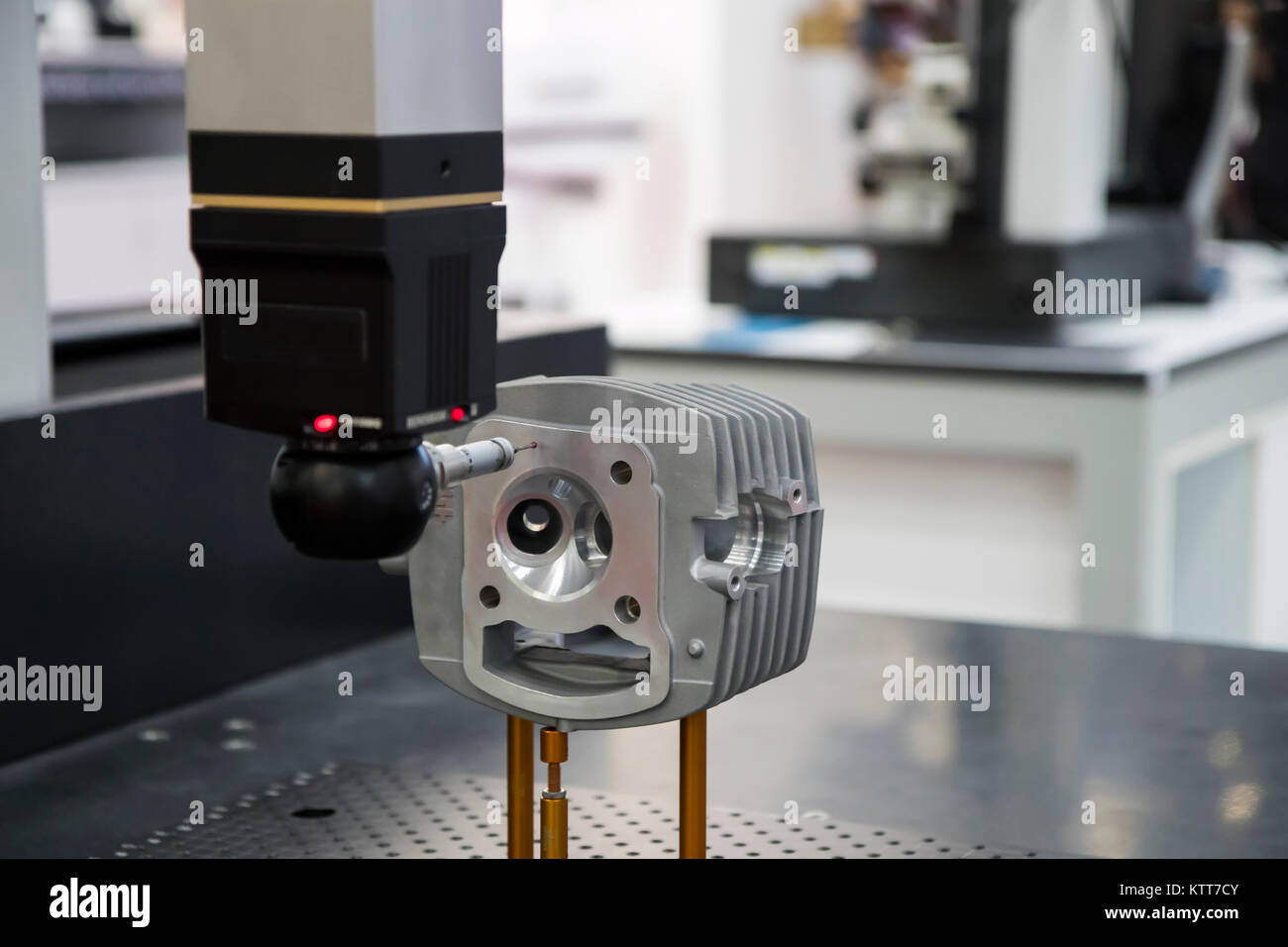 Auto measuring machine , CMM , Measuring dimension of precision part ...