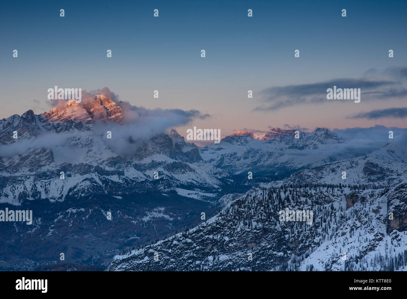 Giau Pass The Dolomites Stock Photo - Alamy