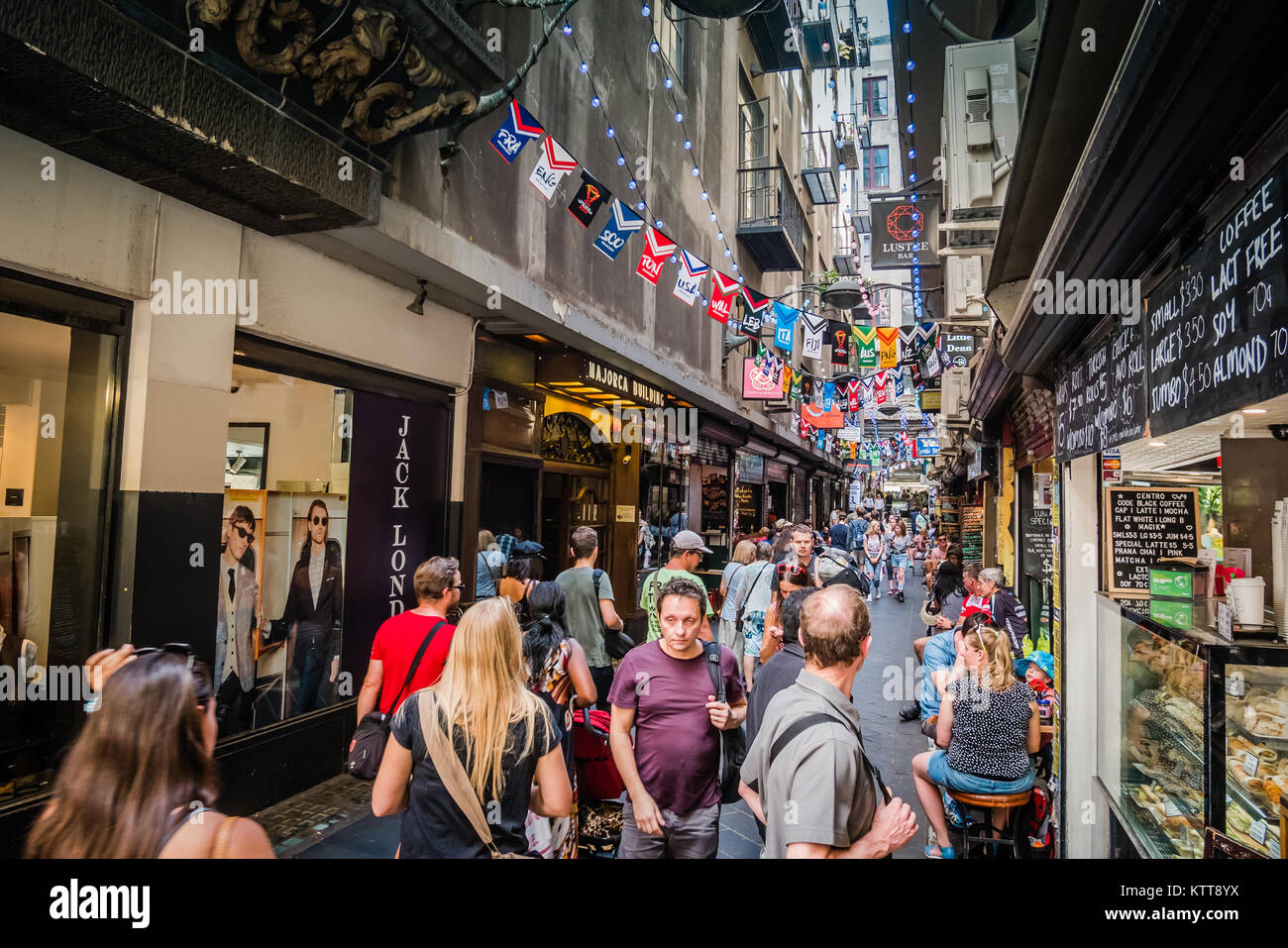 melbourne collins street Stock Photo - Alamy
