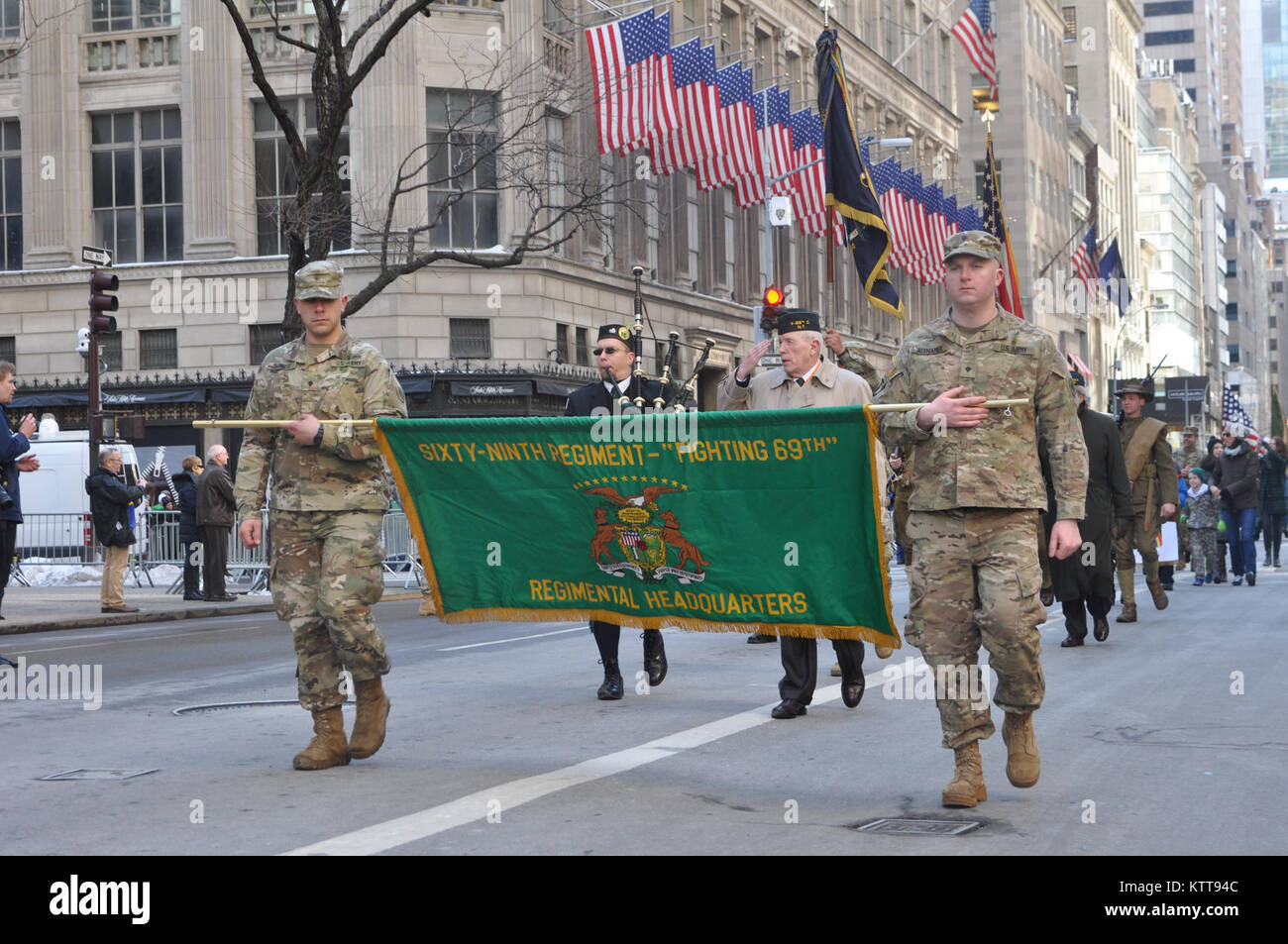 Members of the 69th Regimental Headquarters accompany U.S. Army ...