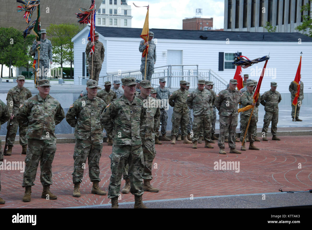Soldiers of the New York Army National Guard’s 42nd Infantry Division ...