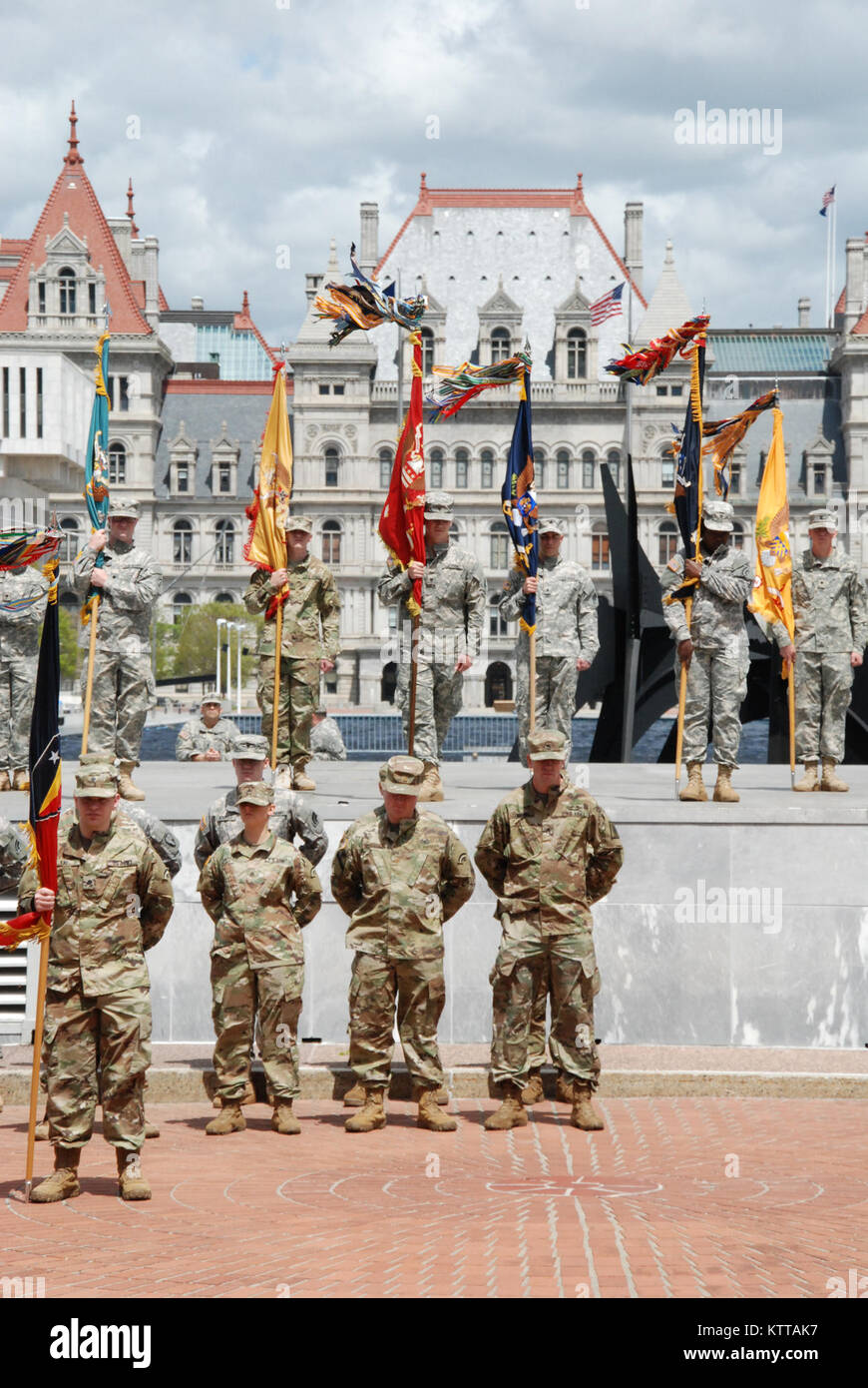 Soldiers of the New York Army National Guard’s 42nd Infantry Division ...