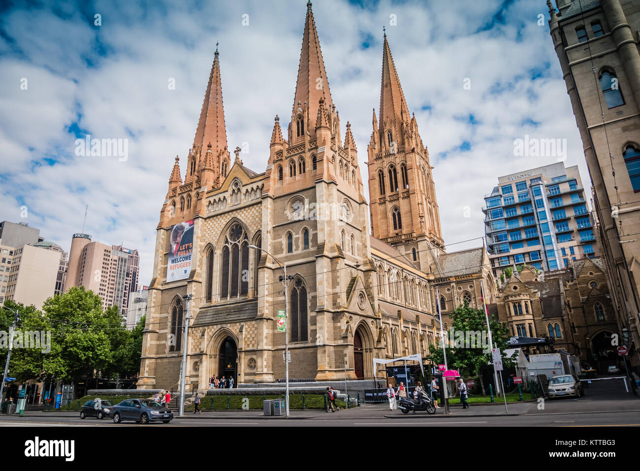 melbourne st paul cathedral Stock Photo - Alamy