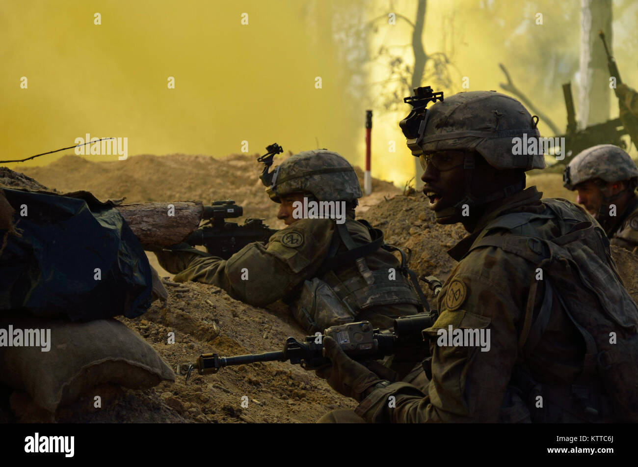 Soldiers from Charlie Company, 1st Battalion 69 Infantry Regiment , New ...