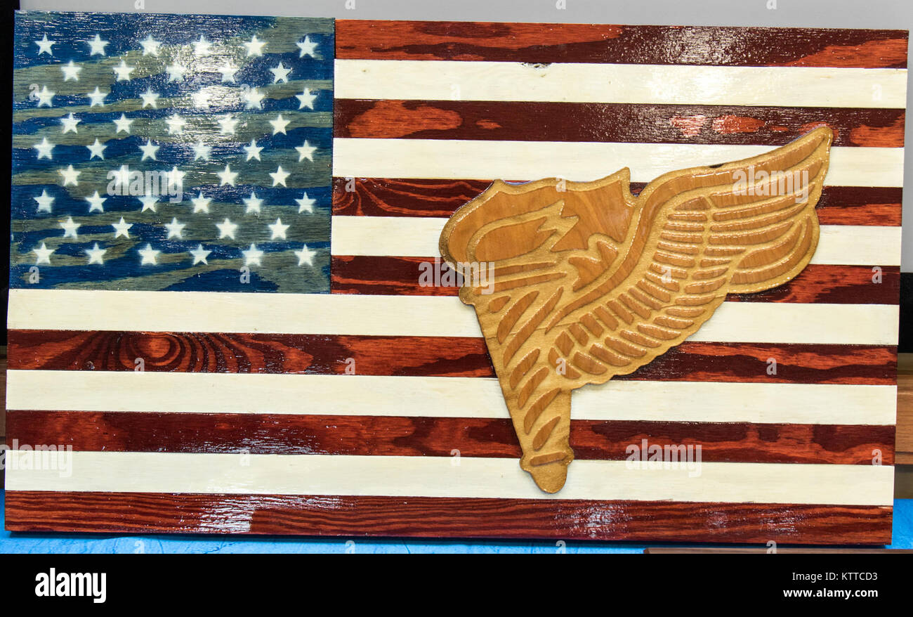 U.S. Army Sgt. Maj. Eric R. Hunt, the retention sergeant major for the ...