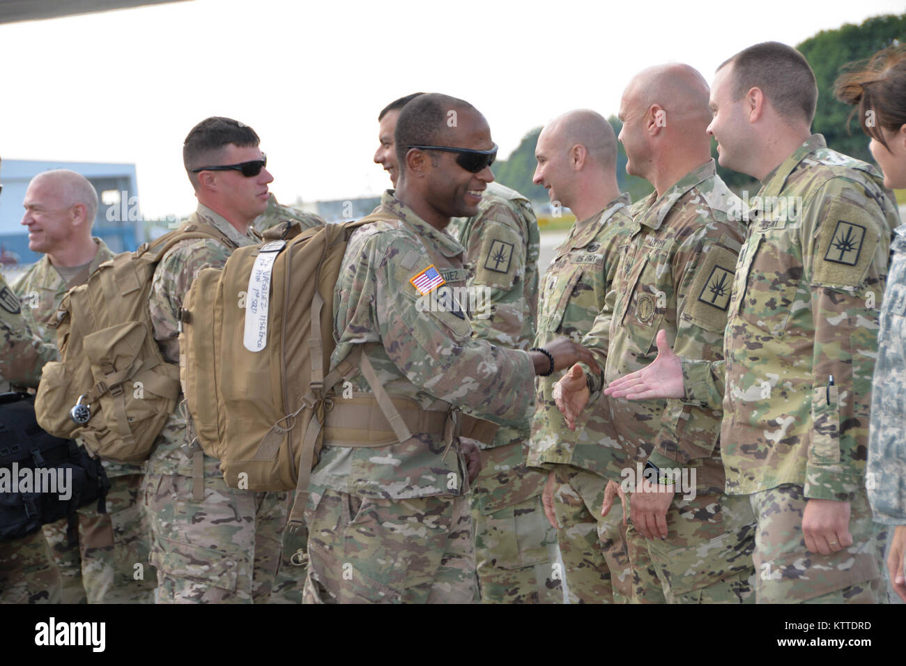 New York Army National Guard Soldiers attached to the 1156th Engineer ...