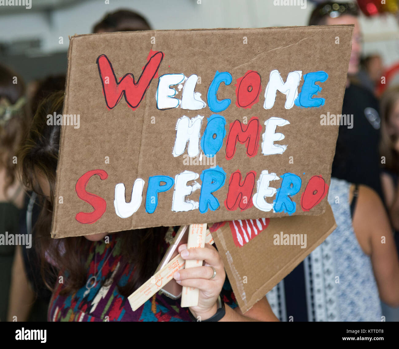 New York Army National Guard Soldiers with the 1156th Engineer Company ...
