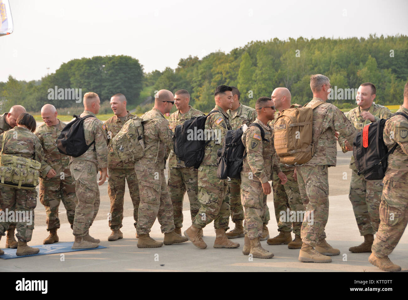 New York Army National Guard Soldiers attached to the 1156th Engineer ...