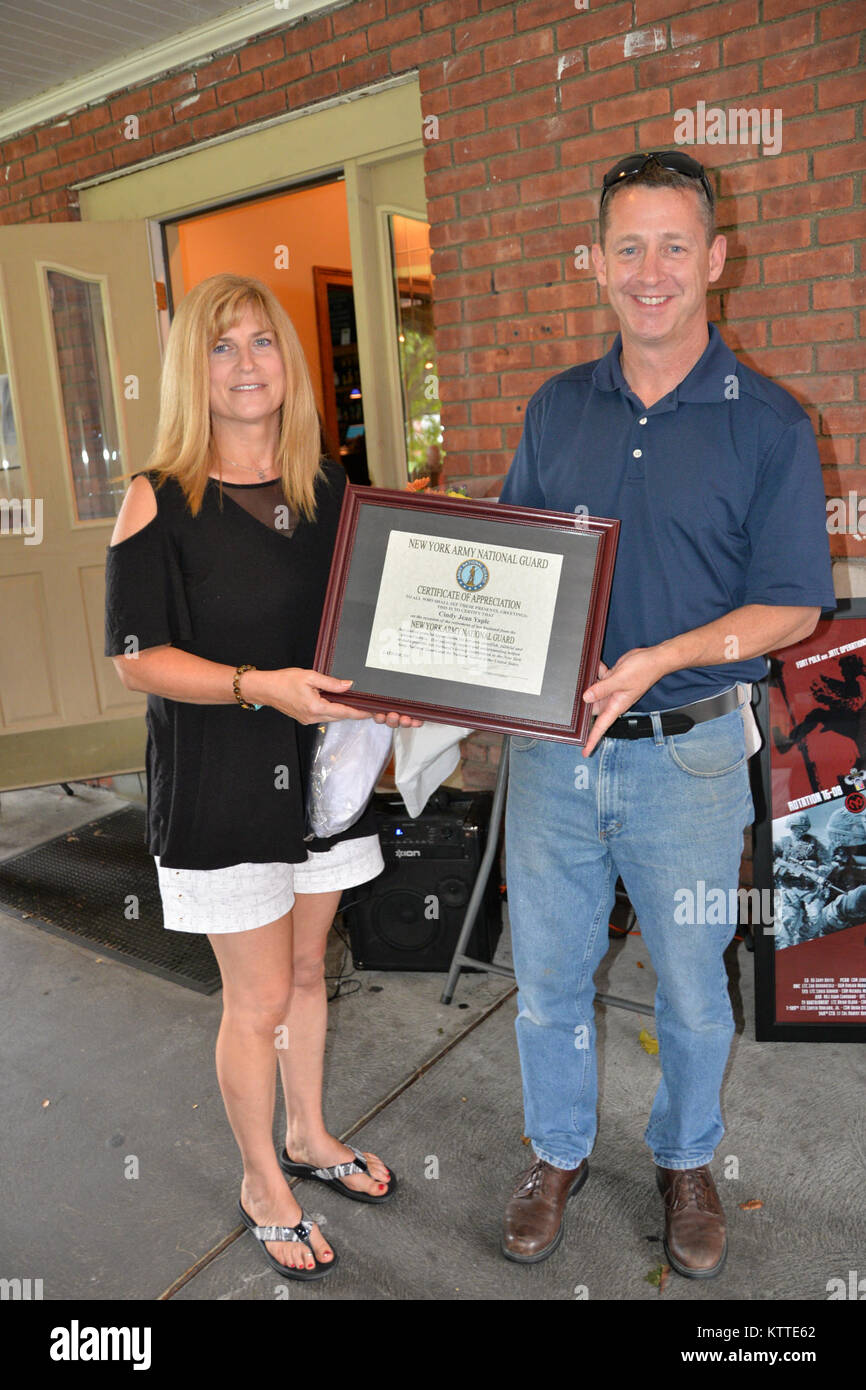 N.Y. Army National Guard Soldier, Col. Michael Murphy, the Chief of ...