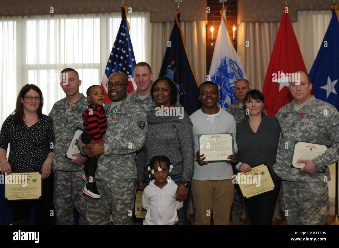 Post-deployment award ceremony, Fort Hamilton Community Club, NY 16 ...