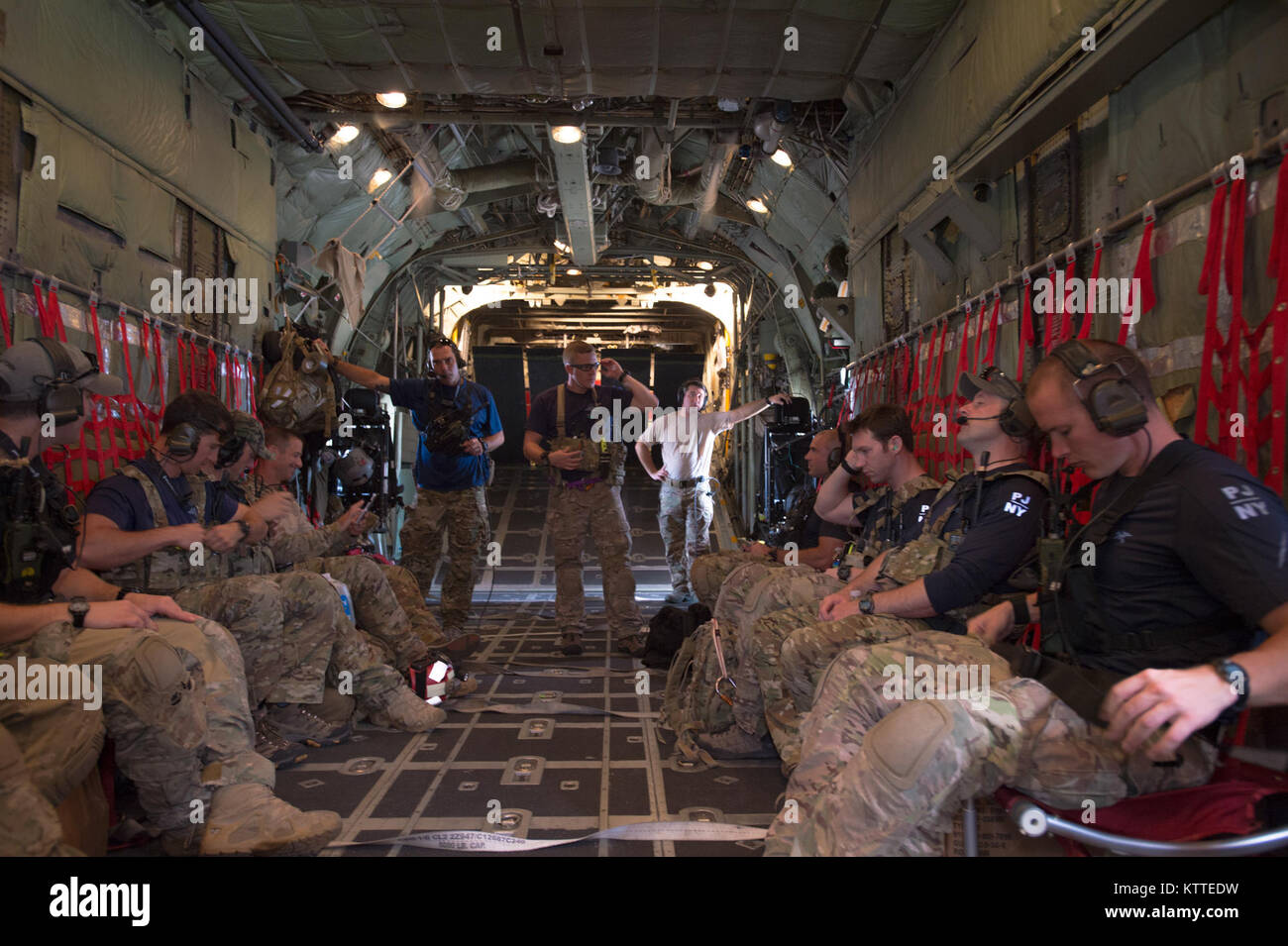 156th wing hi-res stock photography and images - Alamy