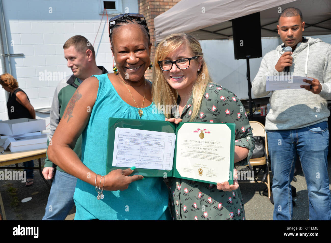 New York Army National Guard Soldier, Sgt. 1st Class Joi Harrell ...