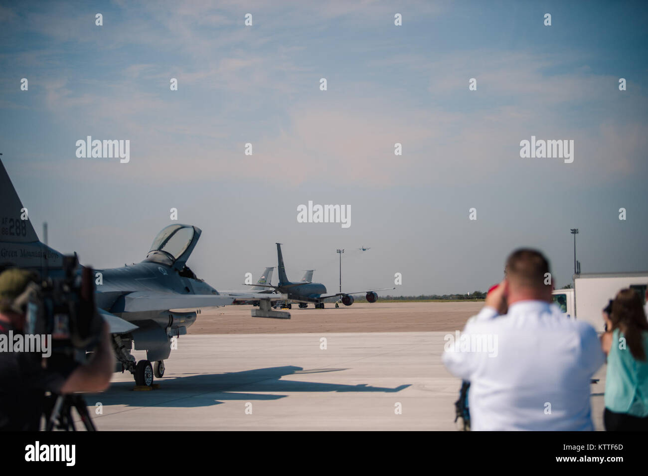 The 152nd Airlift Wing, Reno Air National Guard Base, Nevada Air ...