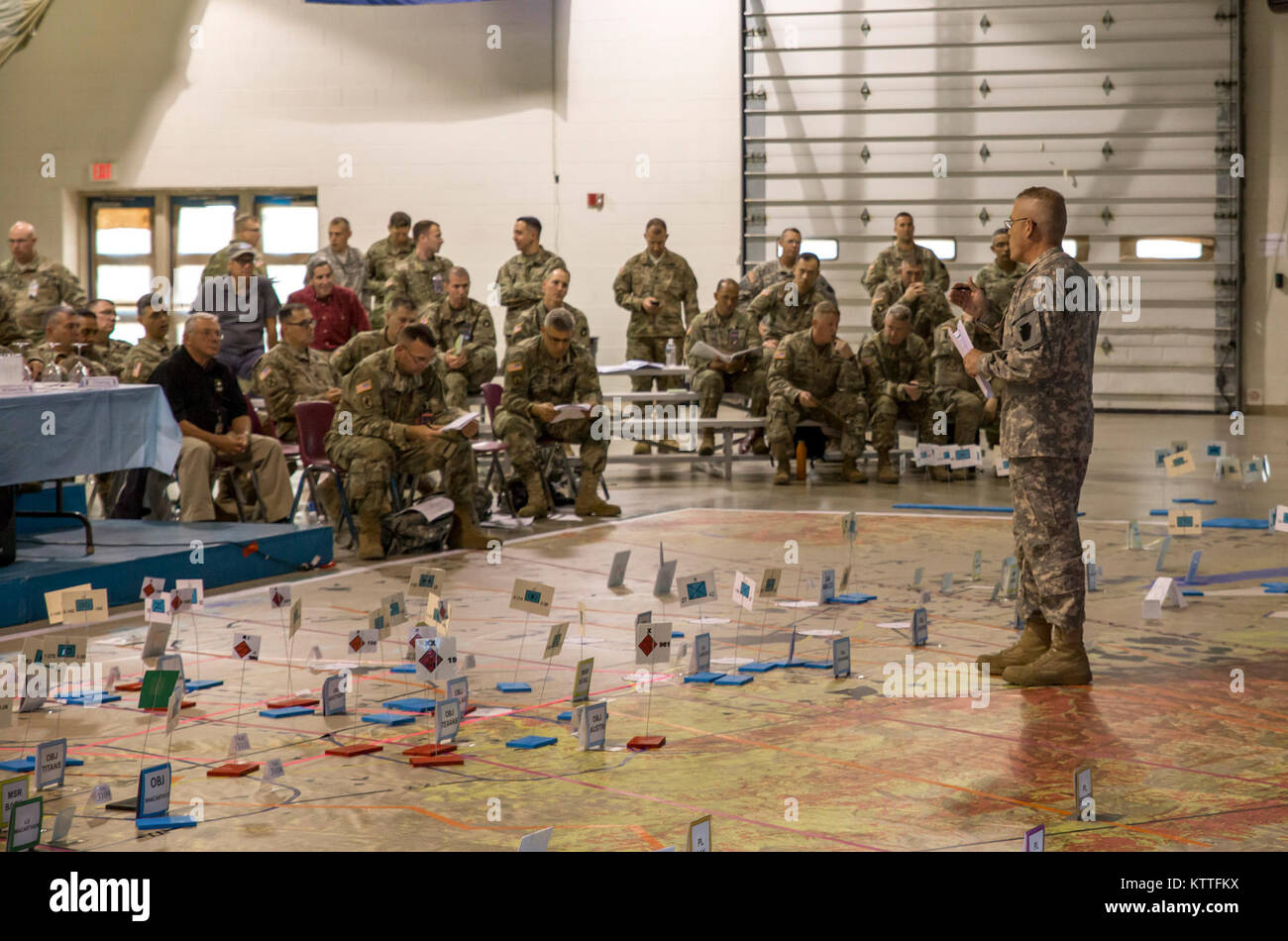 Leaders of the 42nd Infantry Division, U.S. Army National Guard, brief ...