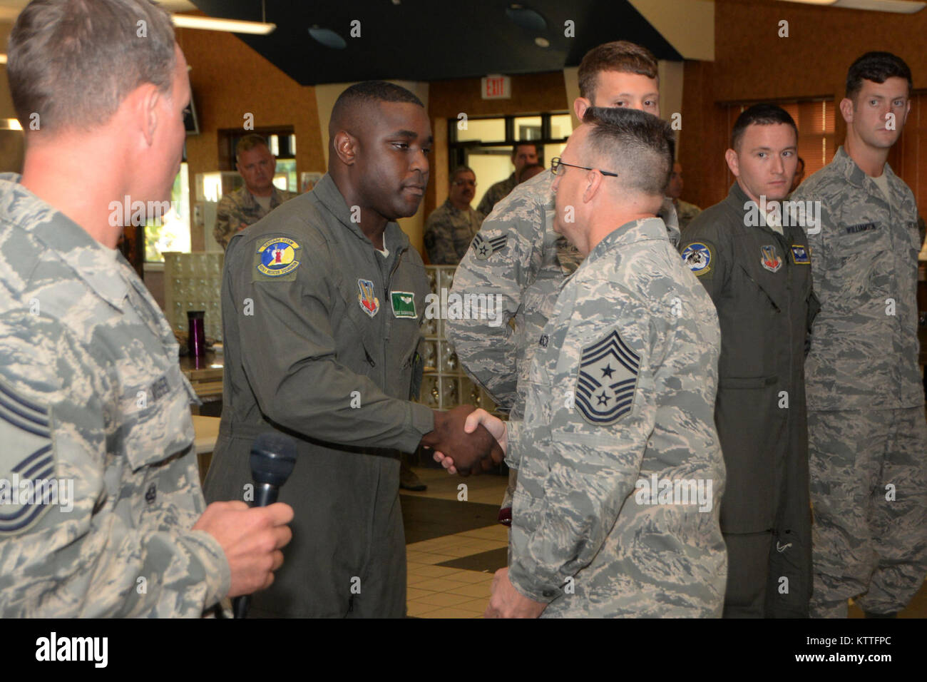 Chief master sgt harold hutchison hi-res stock photography and images ...