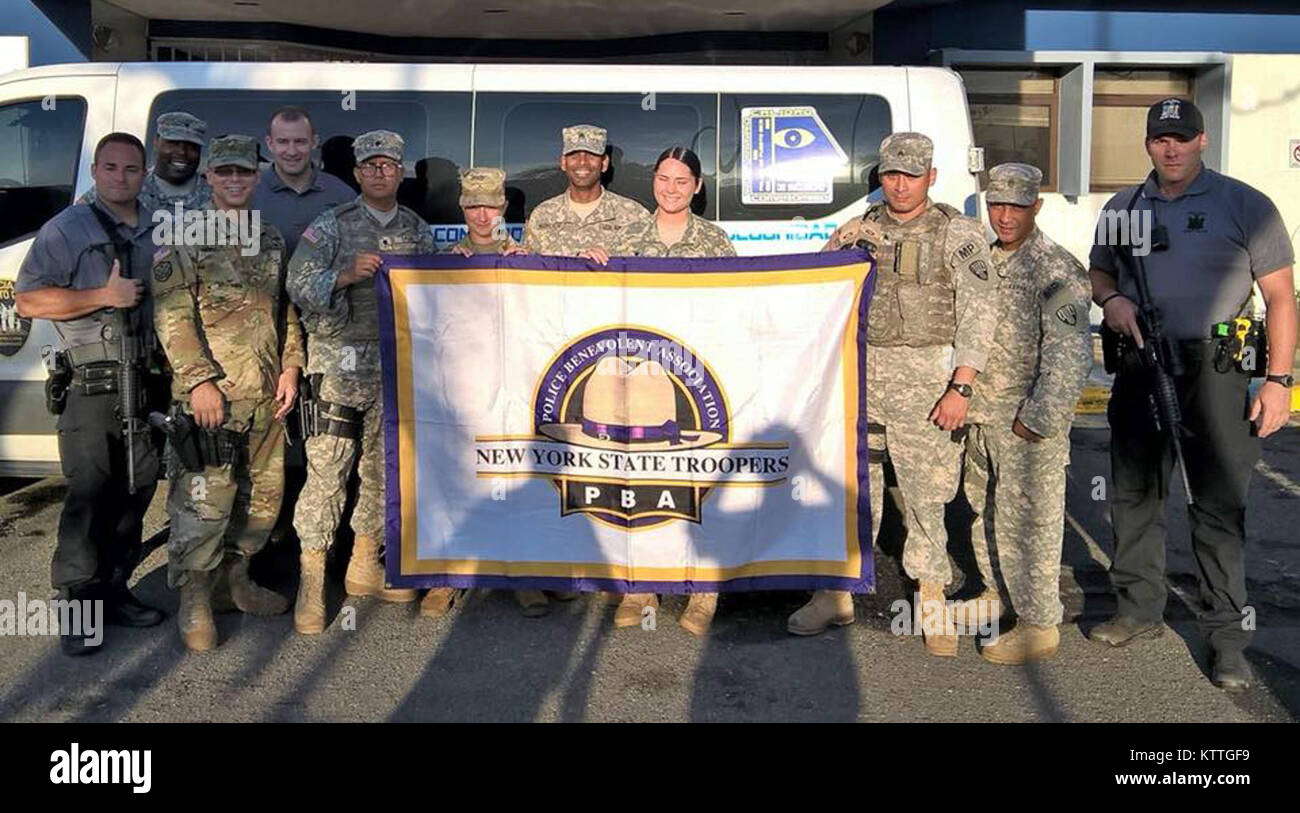 Members of First Platoon of the New York Army National Guard's 442nd ...