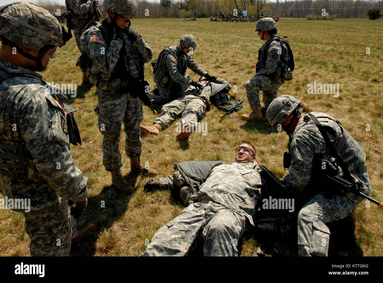 U.S. Army National Guard personnel daily duties and life. Working ...