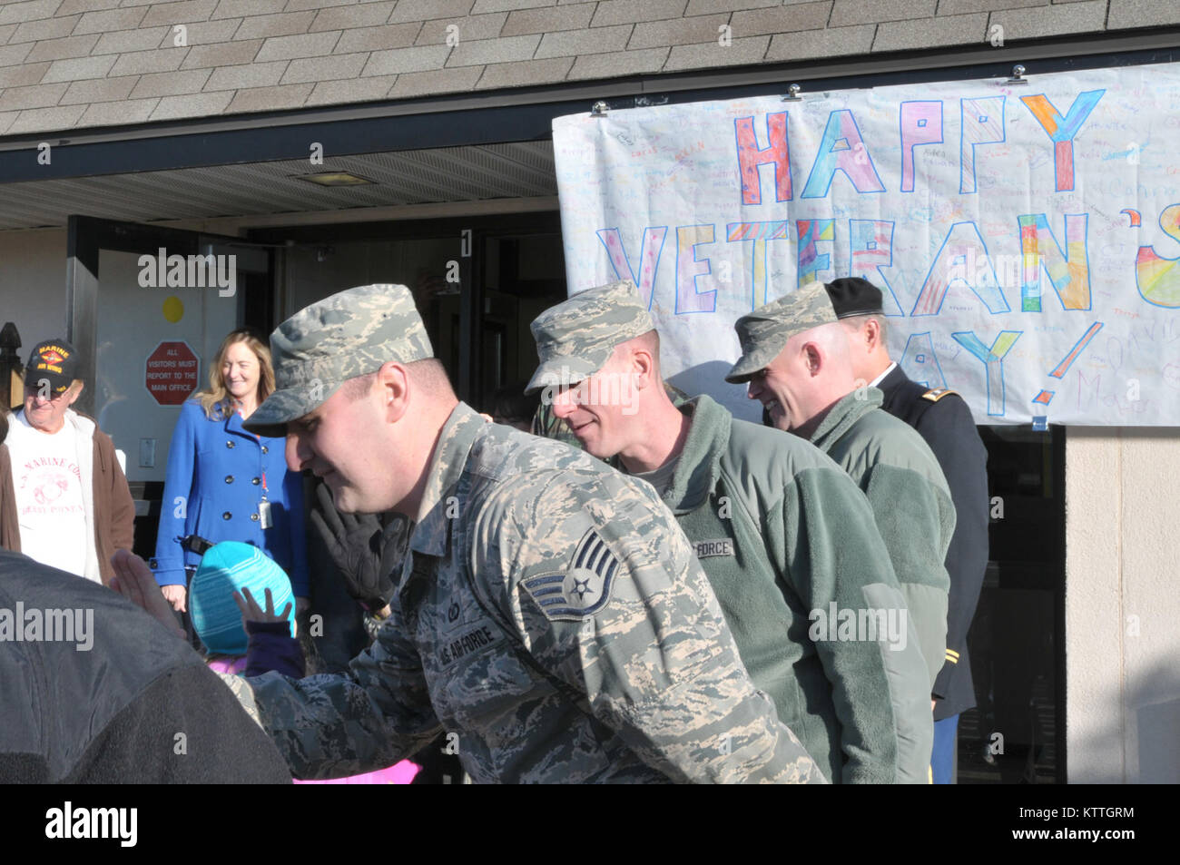Airmen assigned to the 109th Airlift Wing, along with local veterans ...