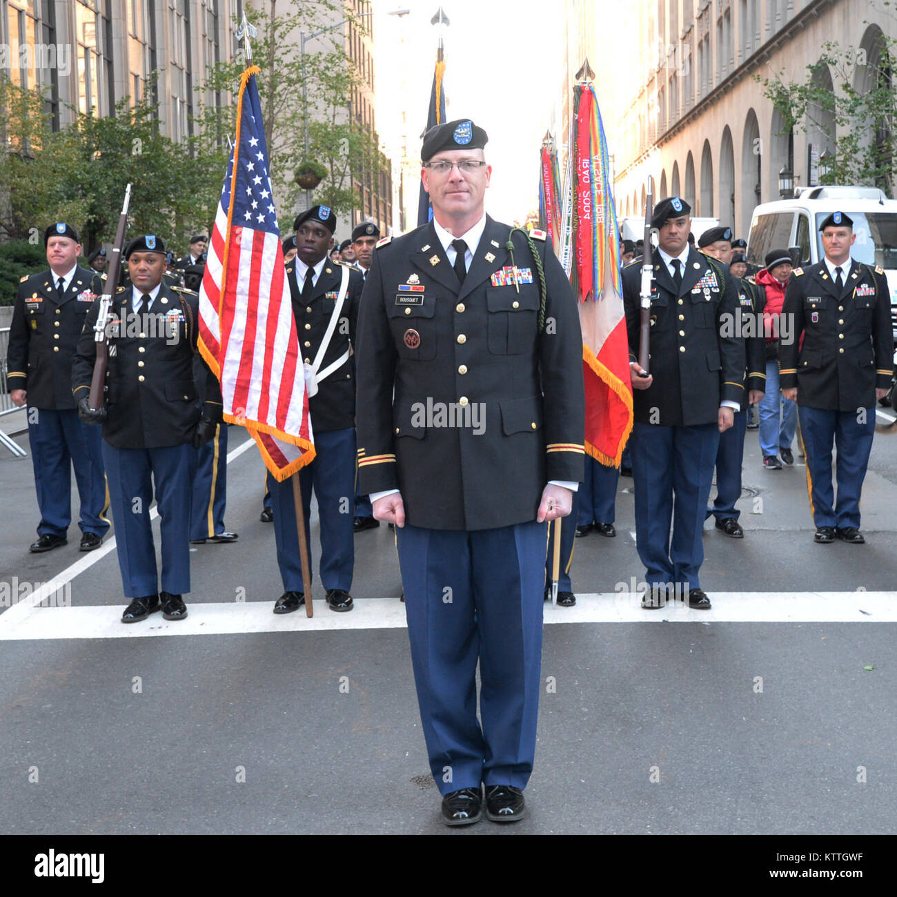 Soldiers from the New York Army National Guard, 369th Sustainment ...