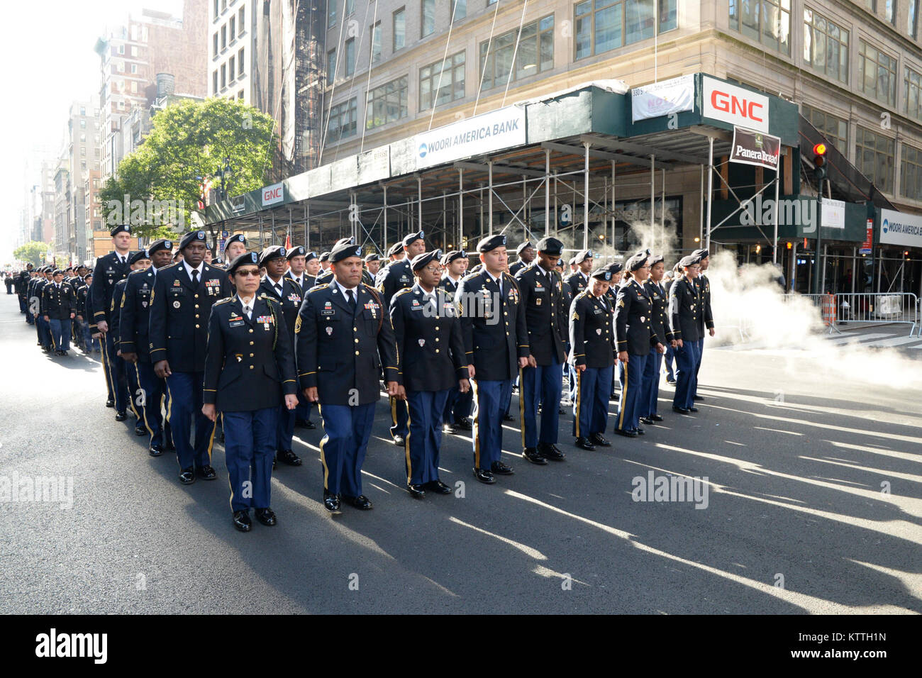 Soldiers from the New York Army National Guard, 369th Sustainment ...