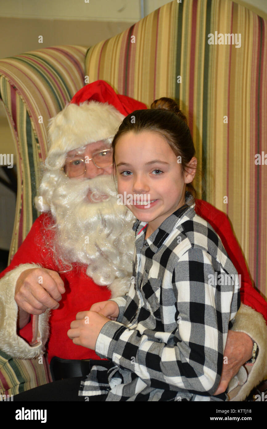 New York Army National Guard Soldiers from the 42d Infantry Division ...