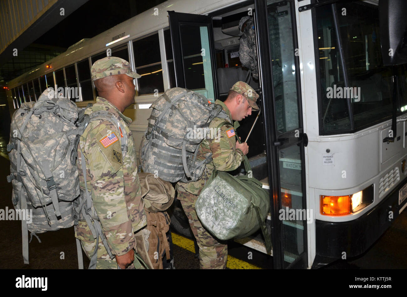 JFK Airport, Queens, NY – On December 15th, 2017, over 30 Soldiers from ...