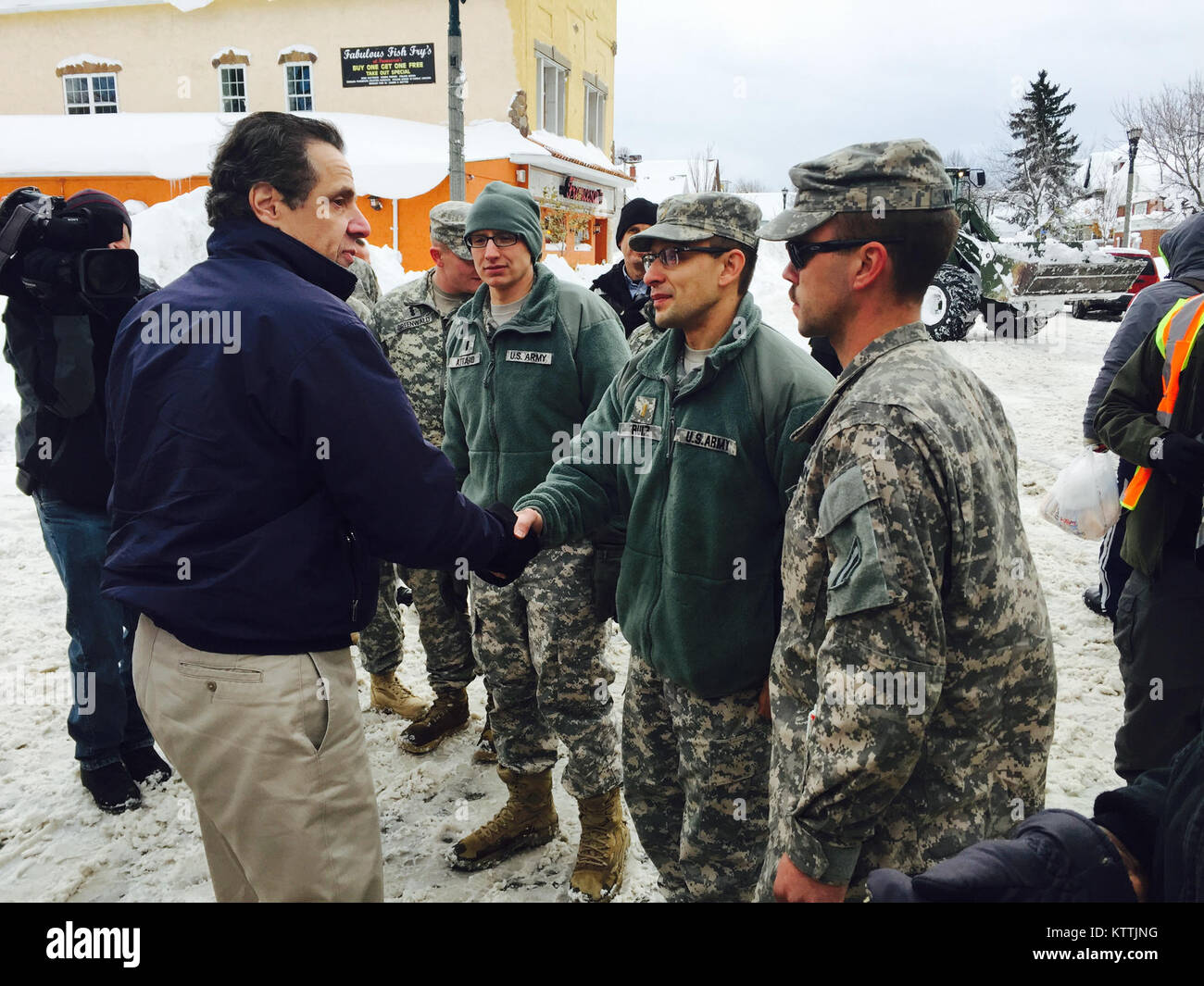 U.S. Army National Guard personnel daily duties and life. Working ...