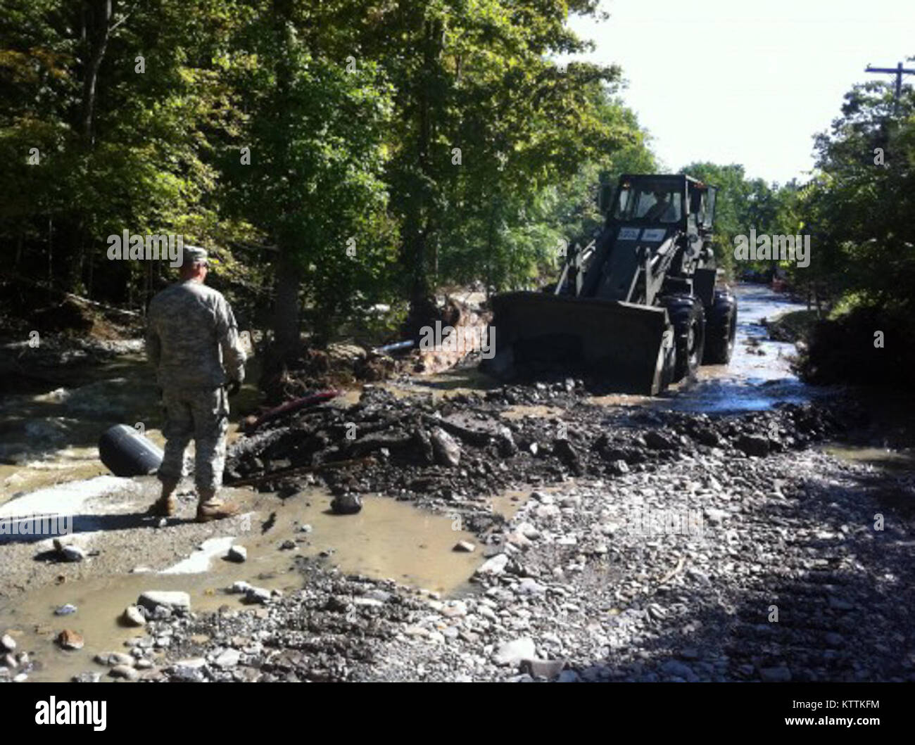 Members of the 1156th Engineer Company of the New York Army National ...